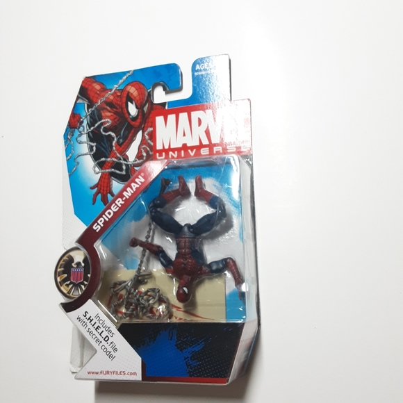 Hasbro | Toys | Marvel Universe Series 5 Spiderman Action Figure 32 ...